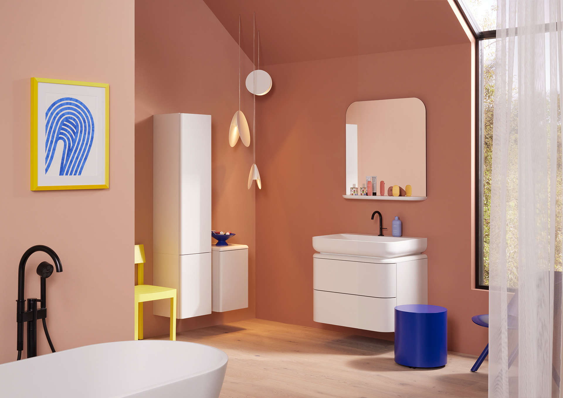 Exklusive Badkollektion b:me | burgbad - Jan Baumgartner GmbH & Co. KG